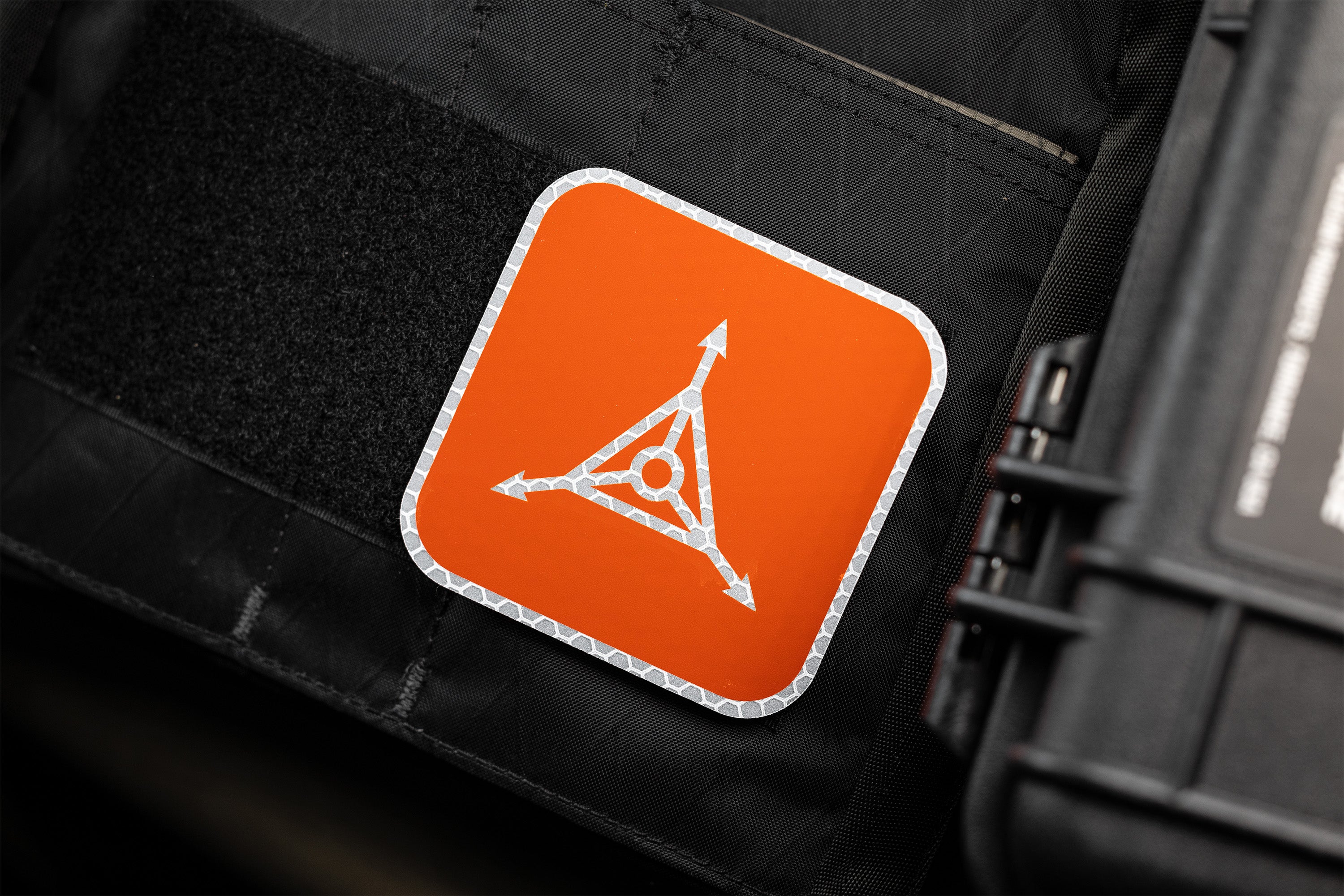 Logo Solas Patch | Triple Aught Design